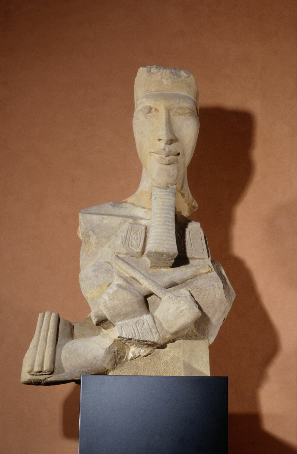 Buste d'Akhénaton - Louvre site des collections