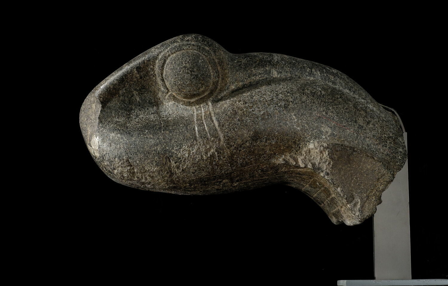 statue colossale - Louvre Collections