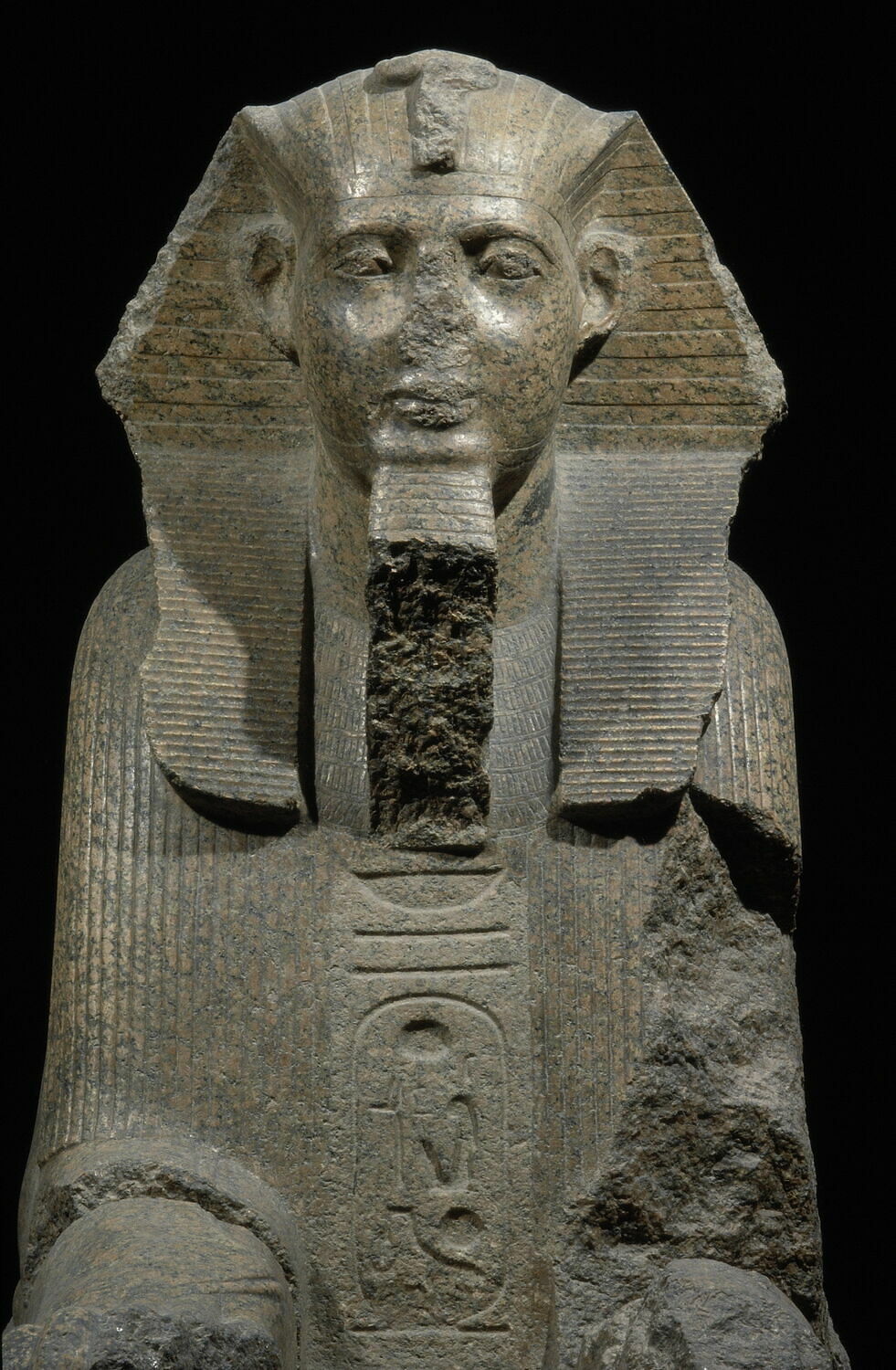 statue colossale - Louvre site des collections