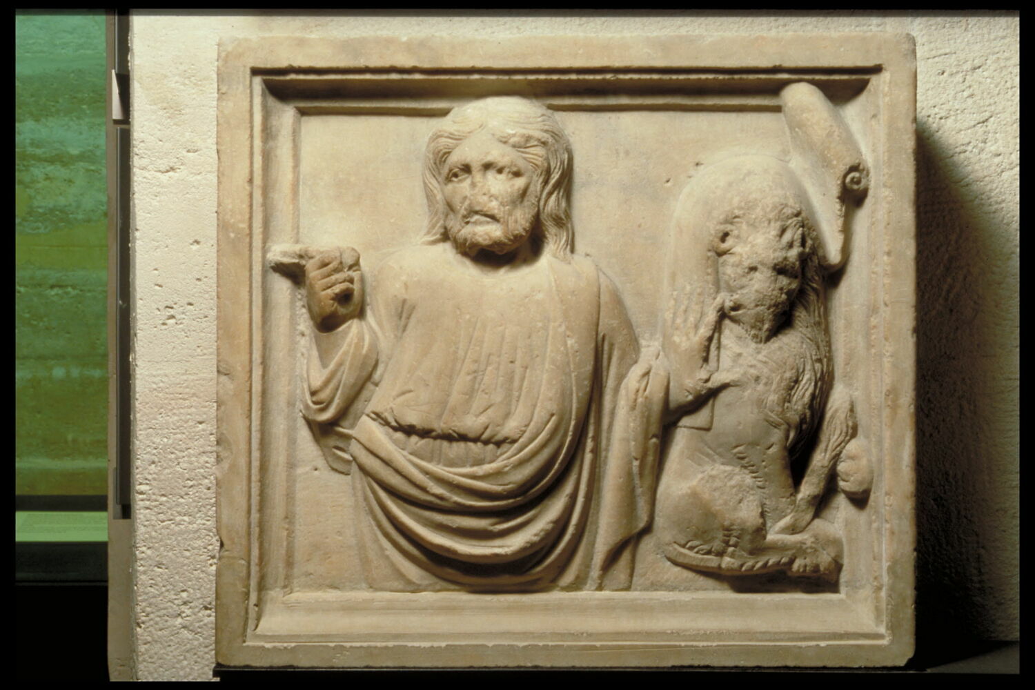 Saint Marc, évangéliste tenant un volumen - Louvre site des collections