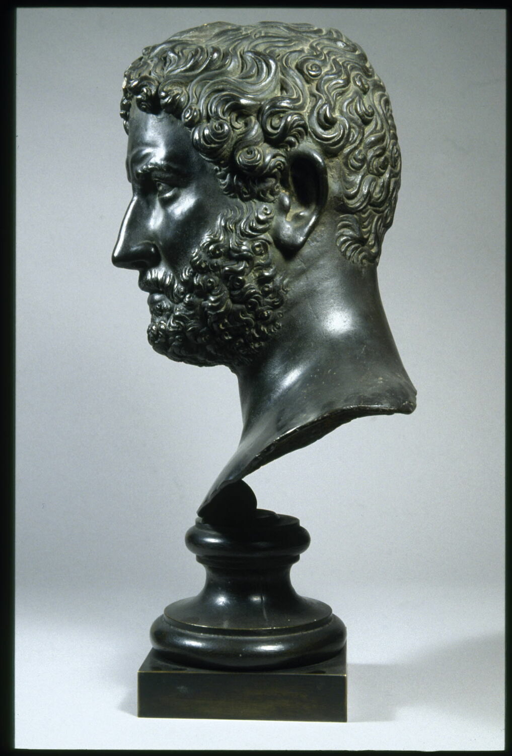 Hadrien - Louvre site des collections