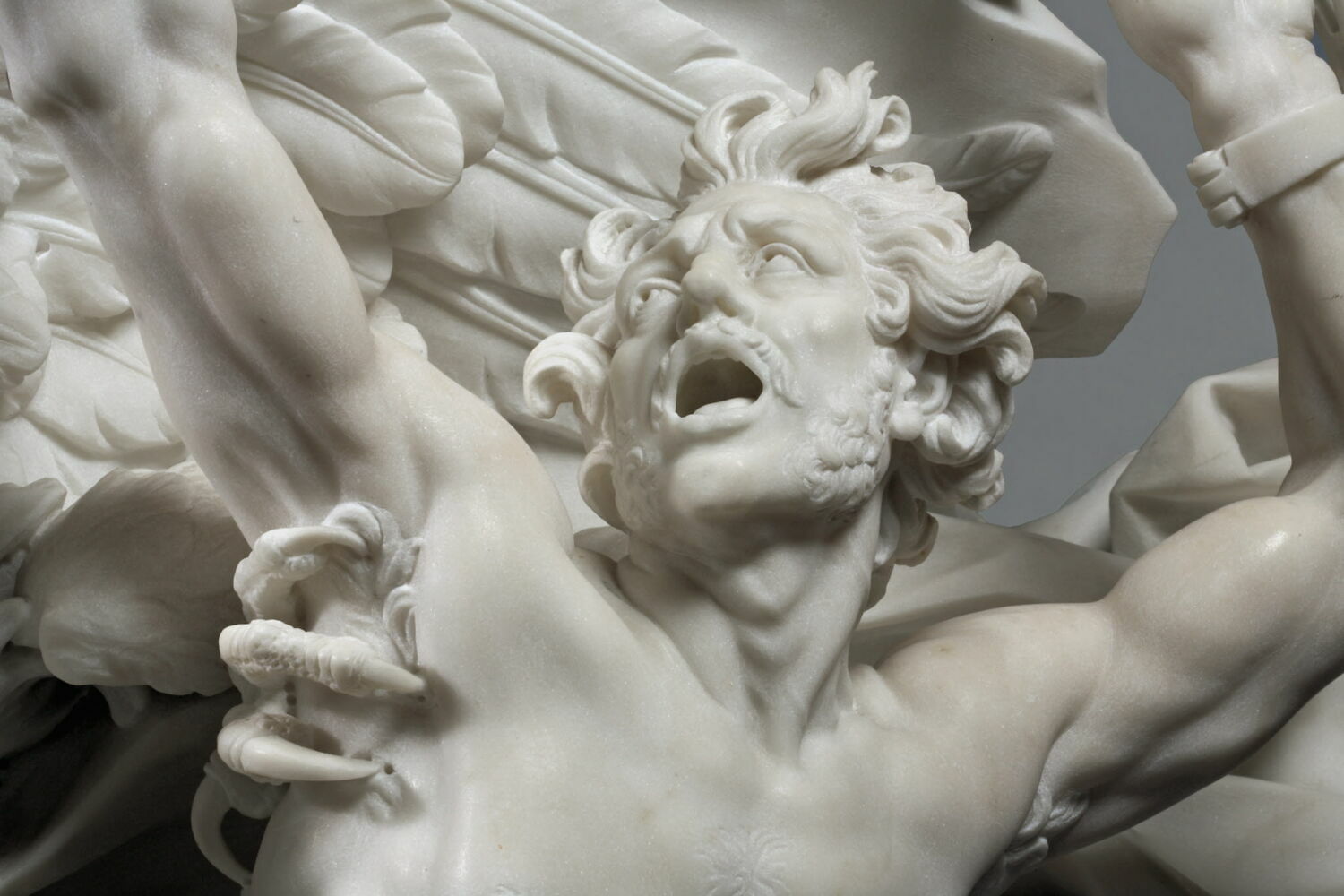 Prométhée attaché sur le mont Caucase, un aigle lui dévore le foie ...