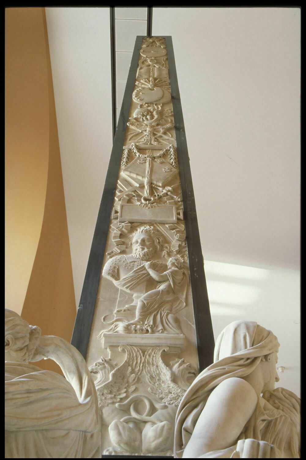 Obélisque - Louvre Collections