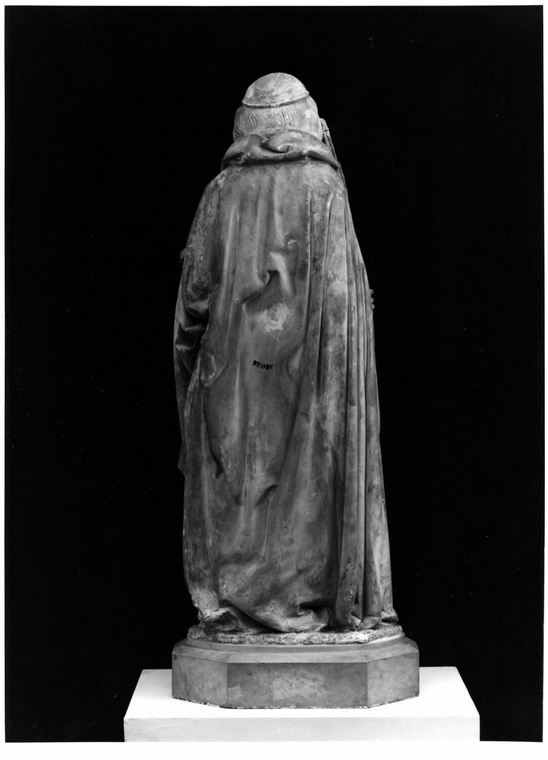 Sainte martyre tenant une palme et un livre ouvert - Louvre Collections