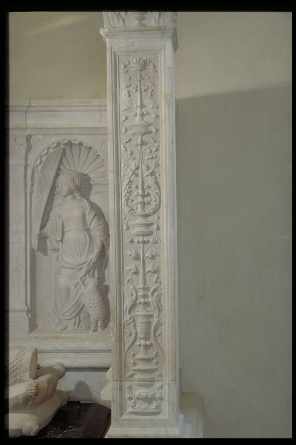 Pilastre - Louvre site des collections