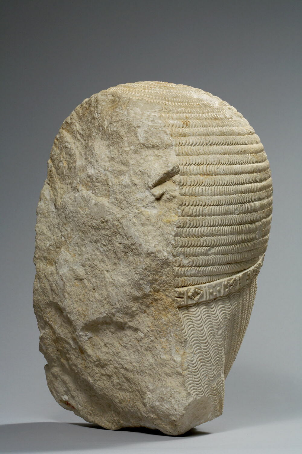 Tête de chevalier coiffé d'une cotte de mailles - Louvre site des ...