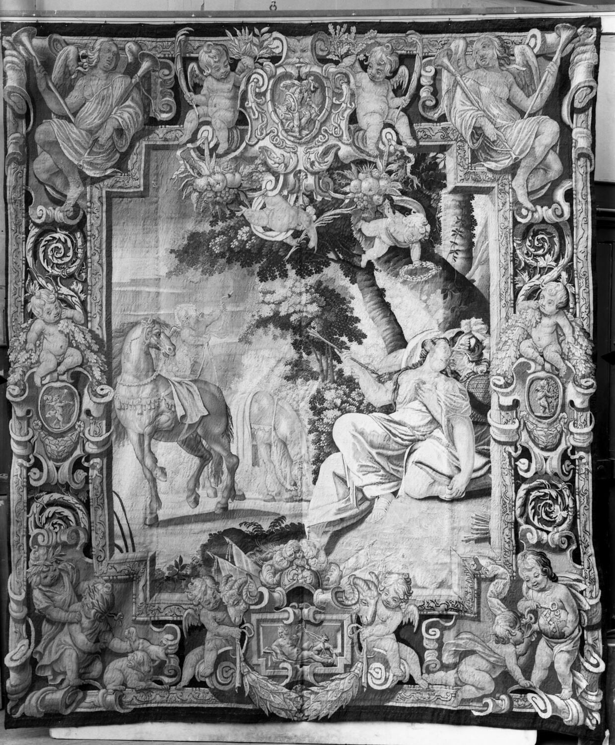 Renaud empêche Armide de mettre fin à ses jours, d’une tenture de ...