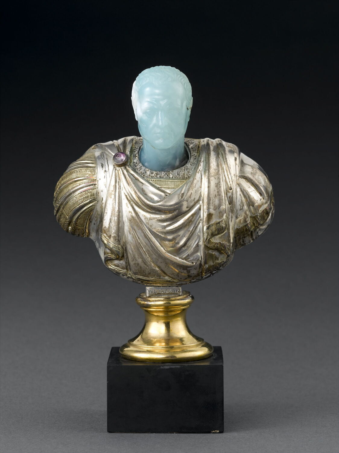 Buste de l'empereur César - Louvre site des collections