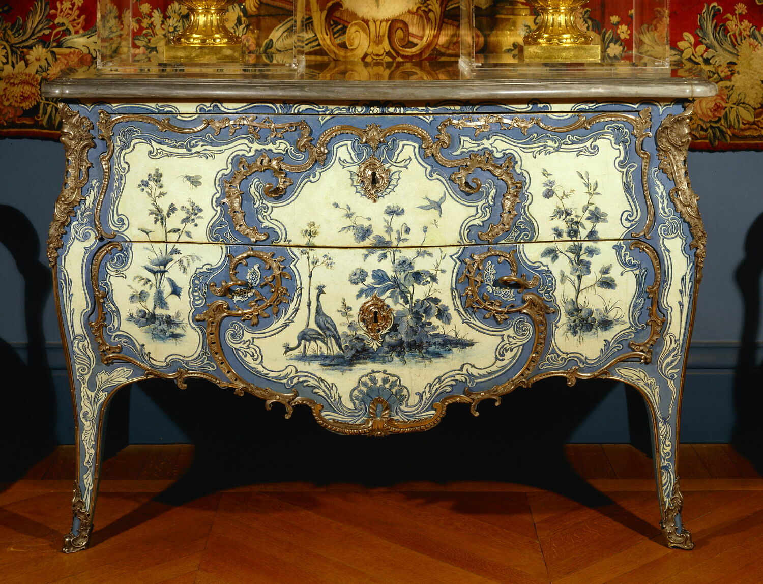 Commode en vernis Martin - Louvre Collections