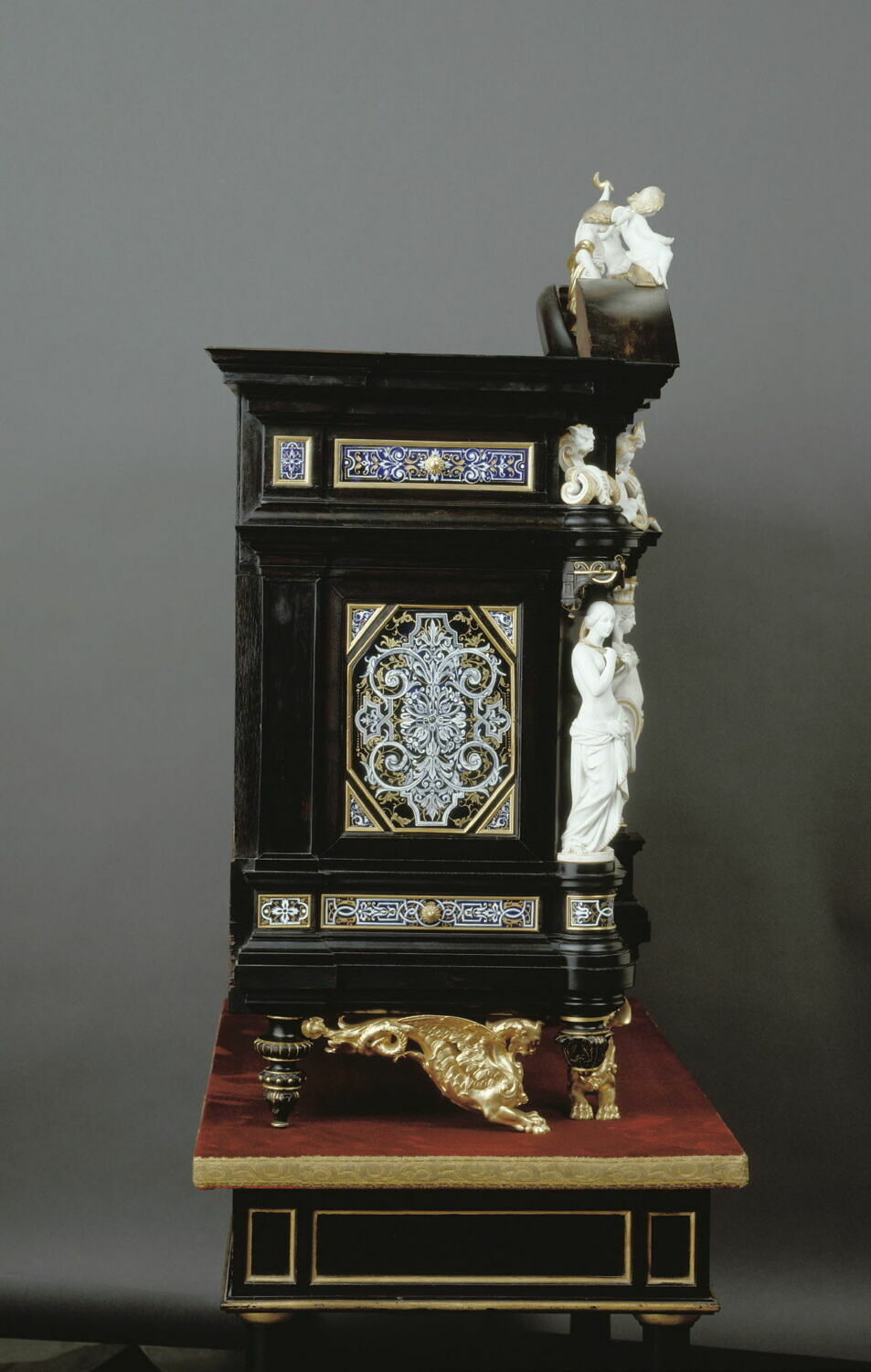 Cabinet - Louvre site des collections