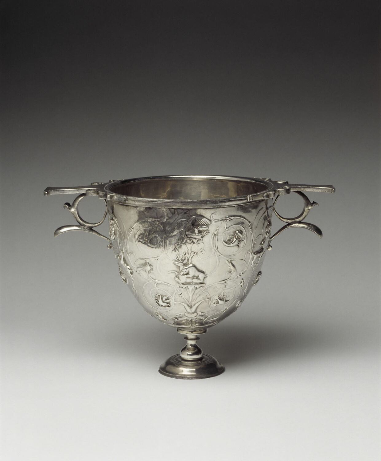 Trésor de Boscoreale : skyphos - Louvre site des collections