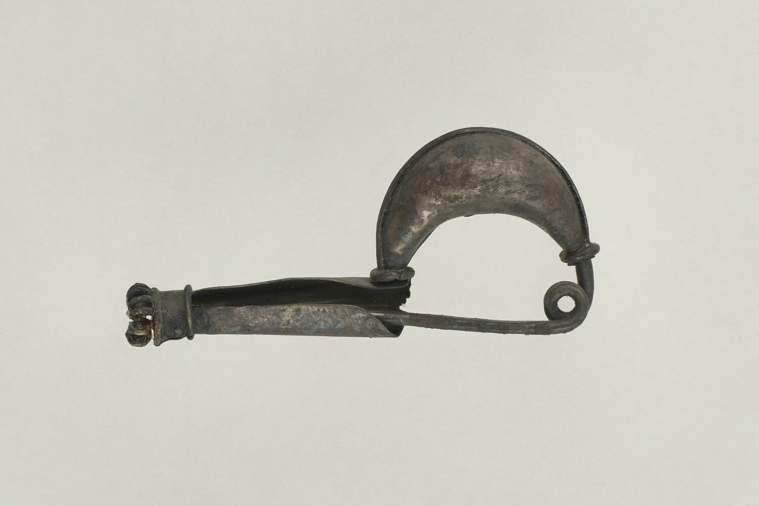 fibule - Louvre Collections