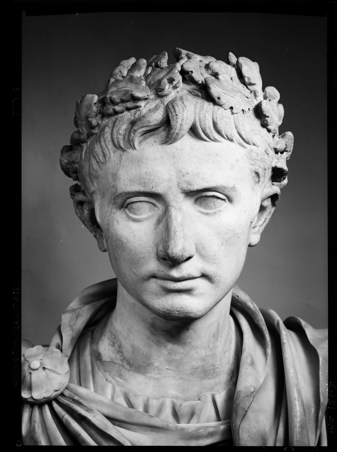 Buste d'Auguste - Louvre site des collections