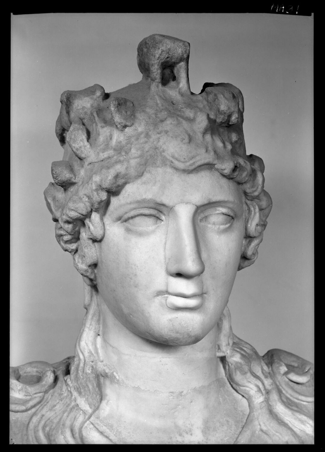 Minerve au collier - Louvre site des collections