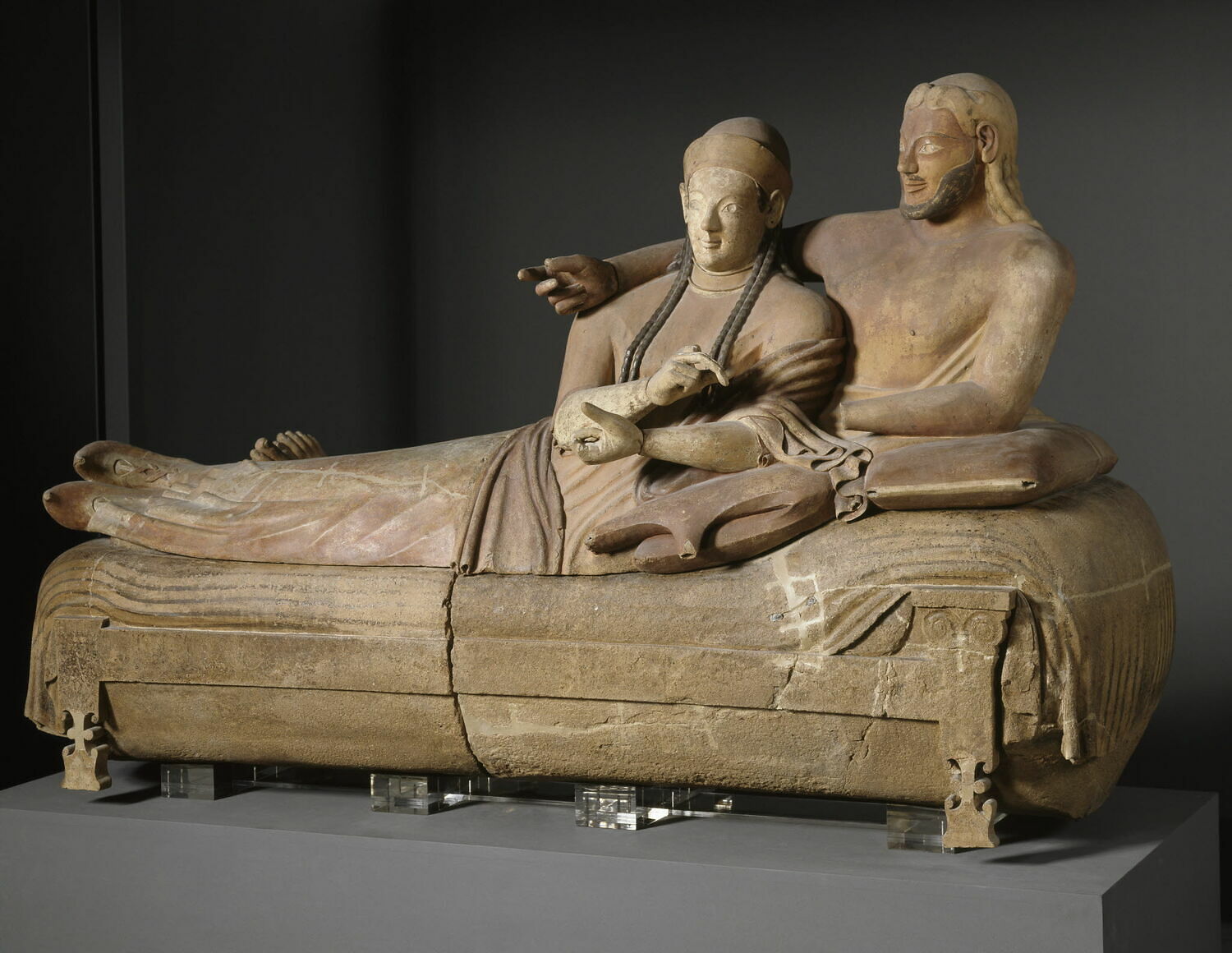 couvercle de sarcophage ; Sarcophage des époux - Louvre Collections