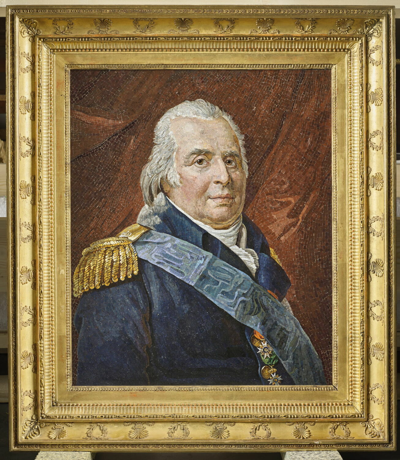 Mosaïque encadrée : portrait de Louis XVIII - Louvre site des collections