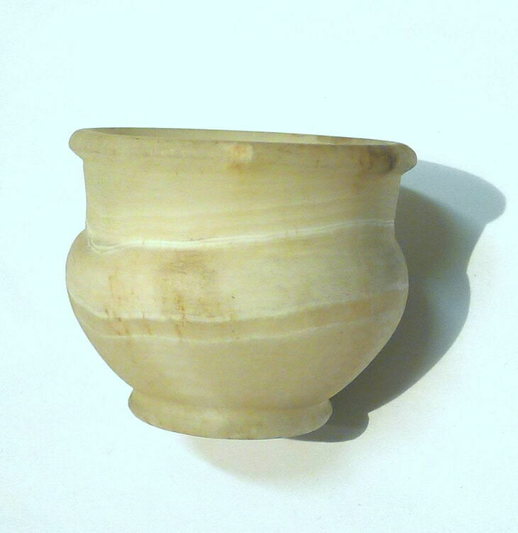 vase miniature - Louvre Collections