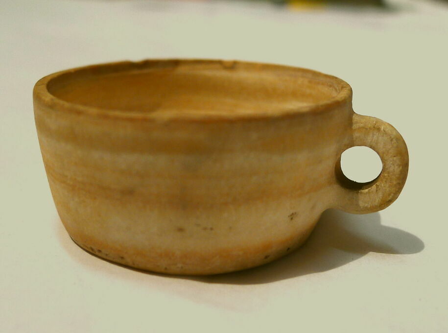 tasse ; vase miniature - Louvre Collections