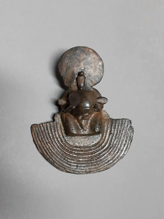 égide - Louvre site des collections