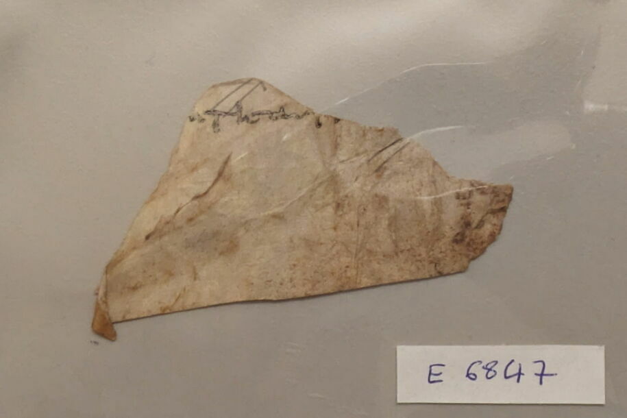 parchemin - Louvre site des collections