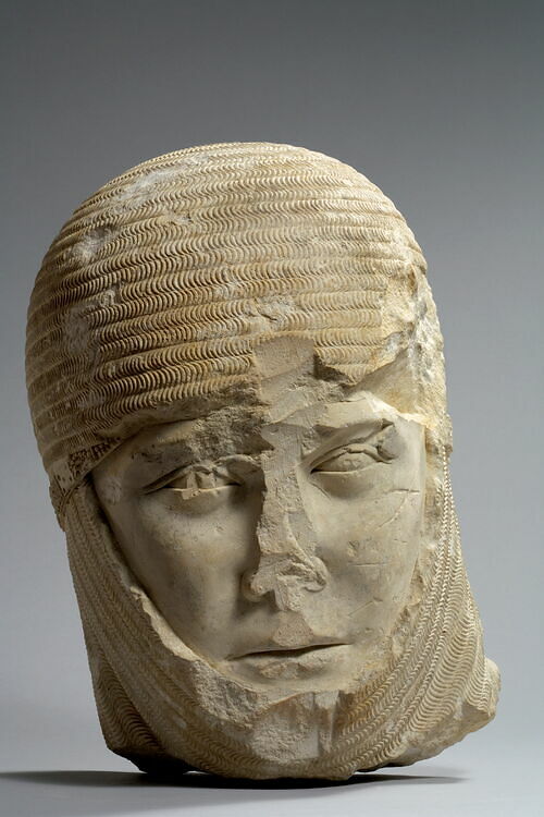 Tête de chevalier coiffé d'une cotte de mailles - Louvre site des ...