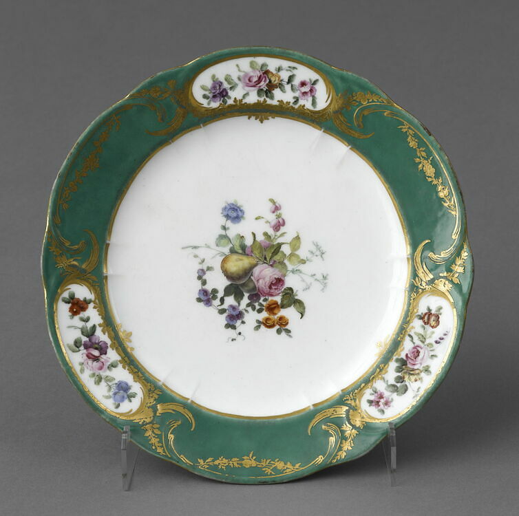 Assiette à marli céleste - Louvre site des collections