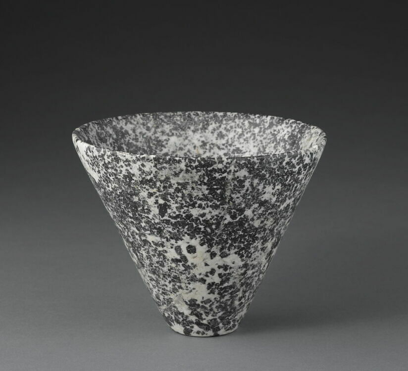 vase - Louvre site des collections