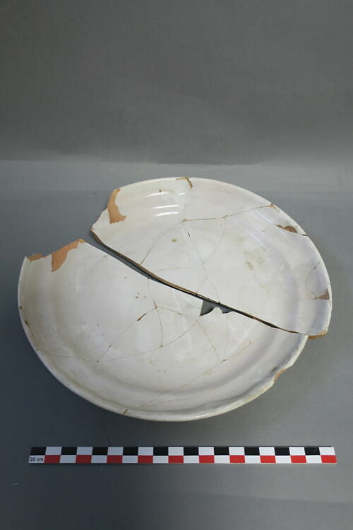 assiette calotte - Louvre Collections