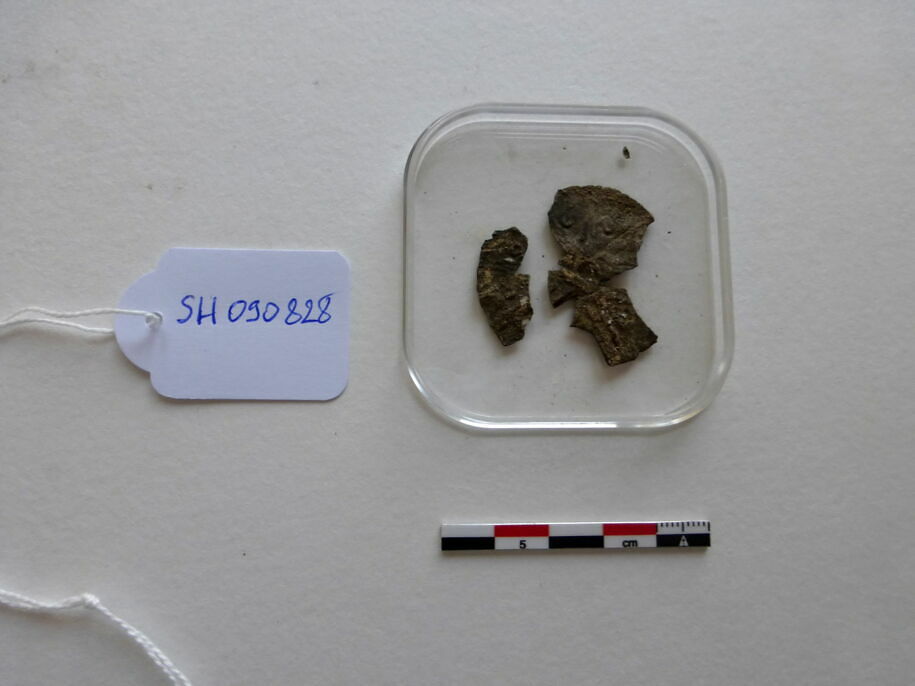 médaillon ; pendeloque ; pendentif - Louvre site des collections