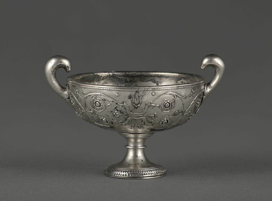 Trésor de Boscoreale : coupe - Louvre site des collections