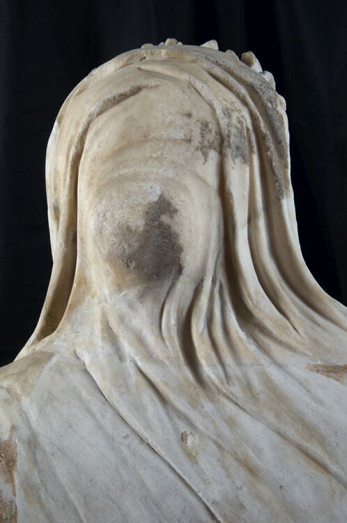 Ceres Borghèse - Louvre site des collections