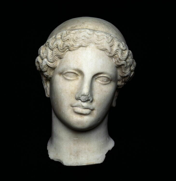 Tête d'Aphrodite du type de l'"Héra Borghèse" - Louvre site des collections