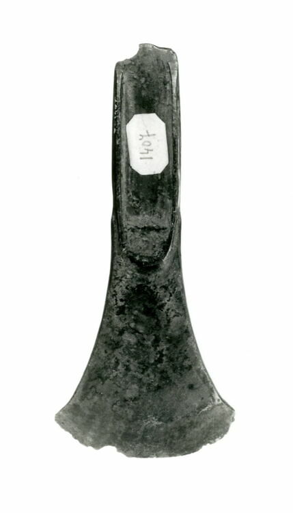 hache - Louvre Collections