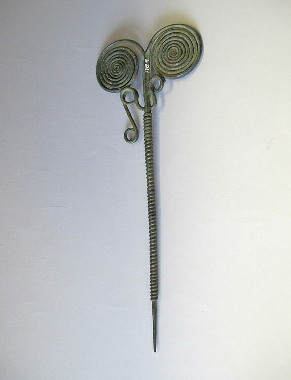 épingle - Louvre Collections