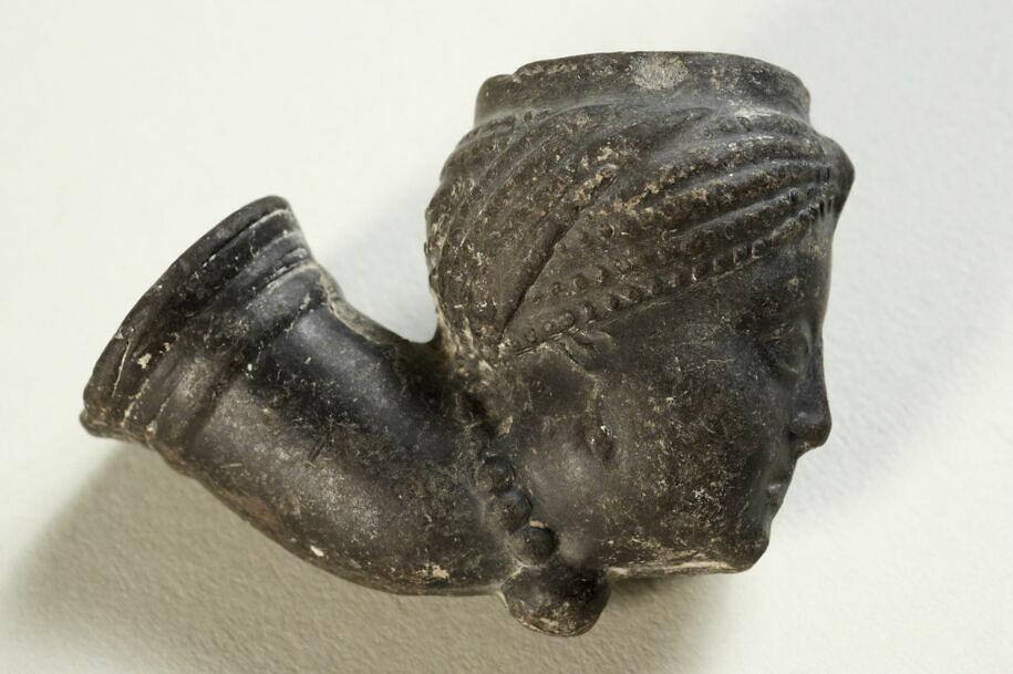 pipe, fourneau - Louvre Collections