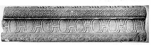 Fragment de frise à décor d'oves en méplat - Louvre site des collections