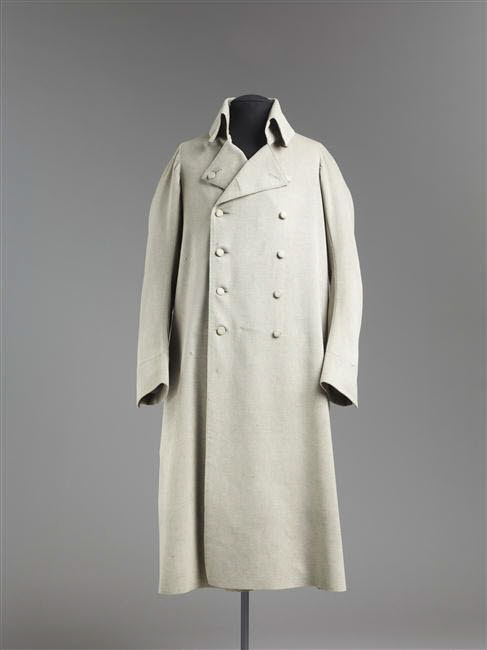 Redingote grise de l'Empereur Napoléon Ier - Louvre site des collections