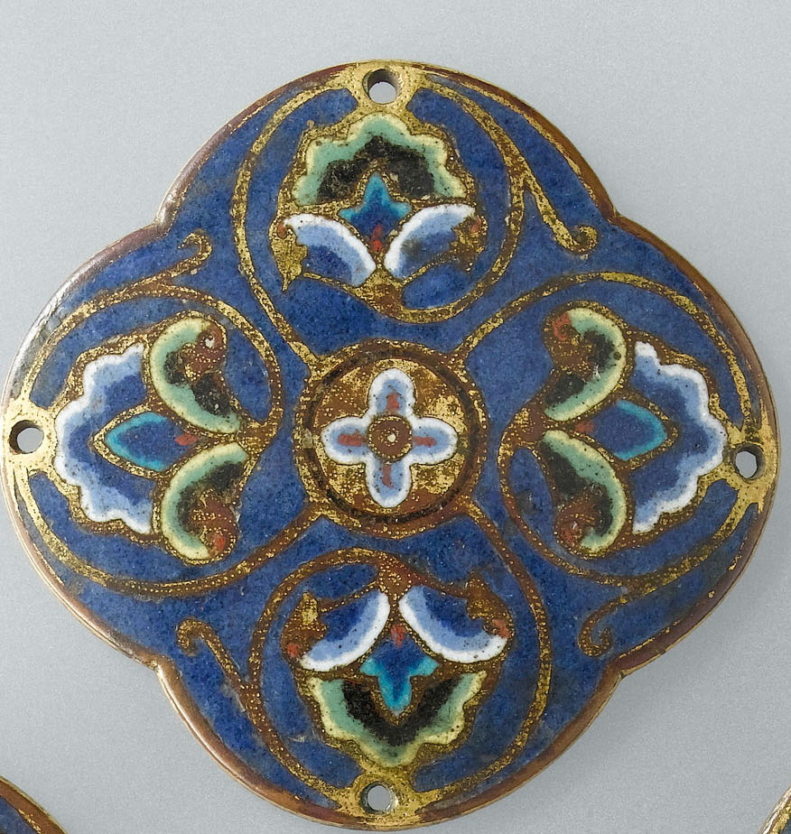 Médaillon quadrilobé à rosace formée de 4 fleurons - Louvre Collections