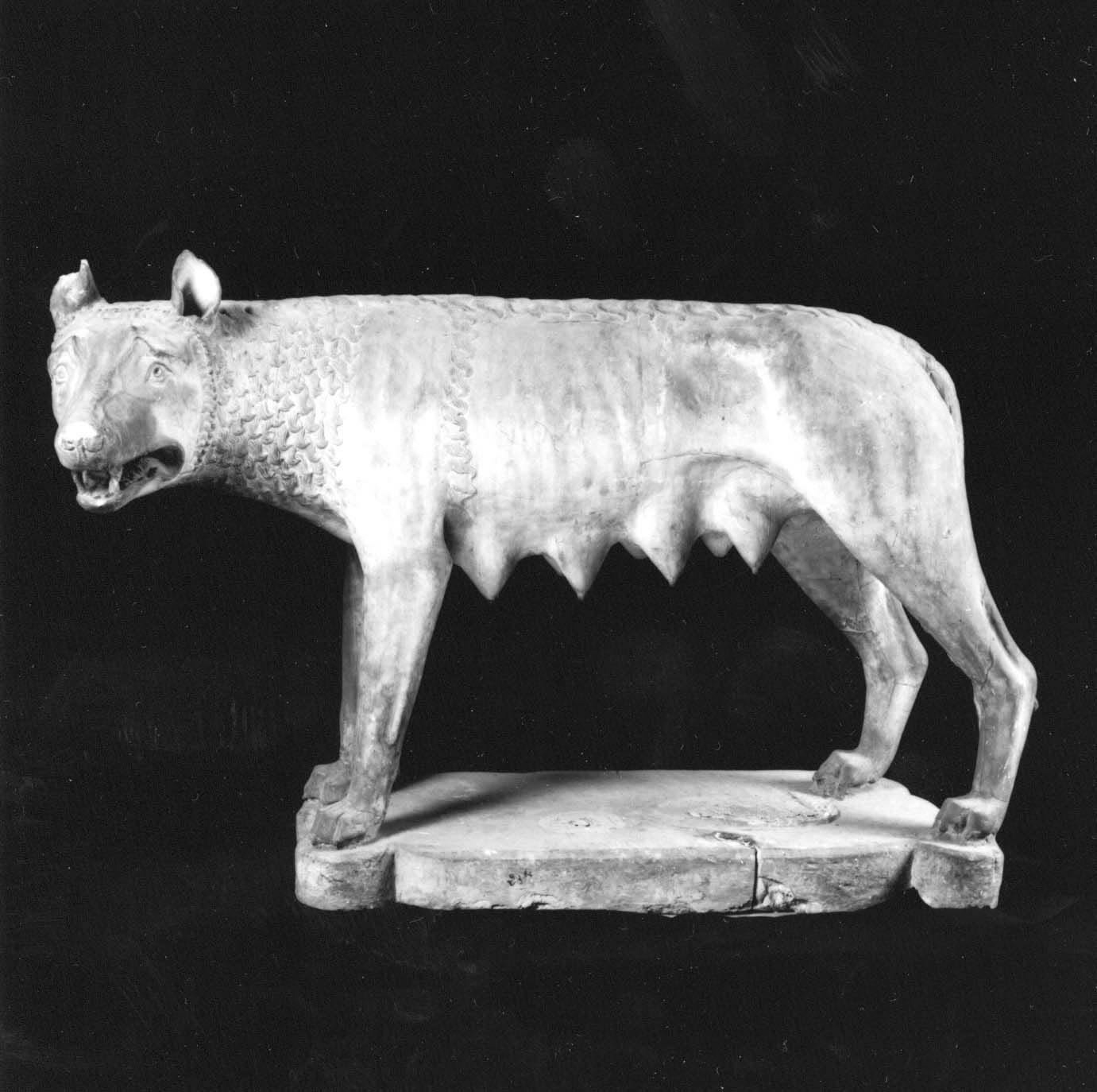 moulage ; statue ; Statue dite "Louve du Capitole" ou "Groupe du ...