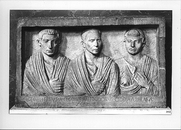 Relief funéraire d'Aulus Clodius Metrodorus - Louvre site des collections